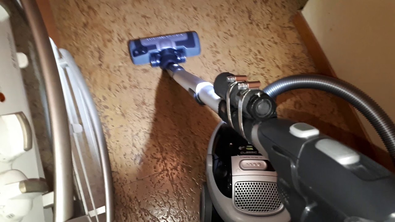 Electrolux Classic Silence ECS52B 330-775W vacuum cleaner with ...