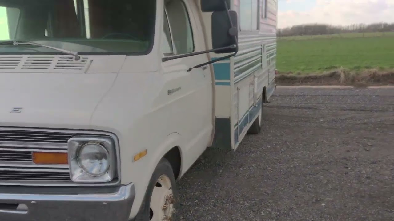 Dodge sportsman brougham motorhome - YouTube