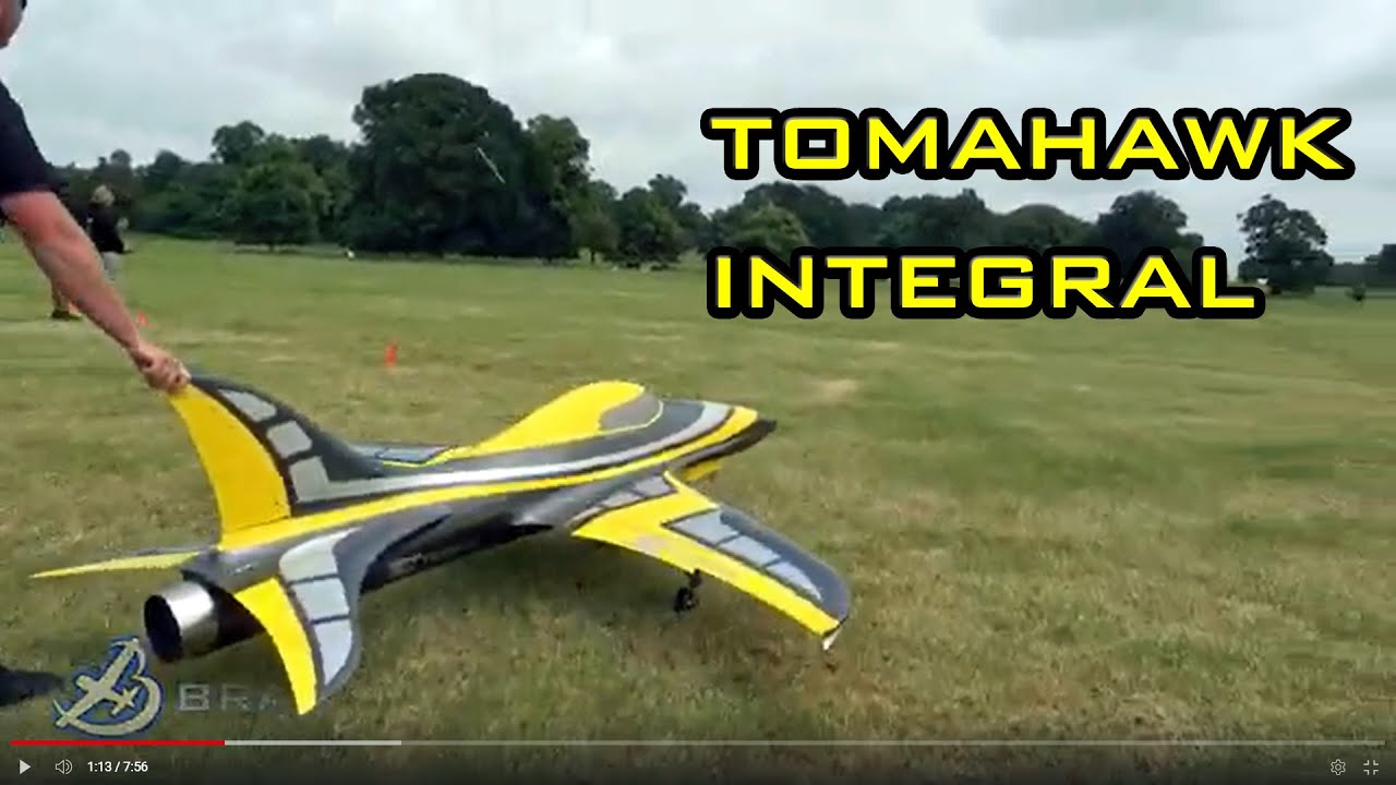 Tomahawk Integral RC Jet Stuns the Crowd at Weston Park Model Air Show ...