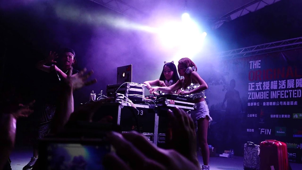 DJ.Alyshia and DJ.Mira run for your lives in taiwan 1 2014 - YouTube