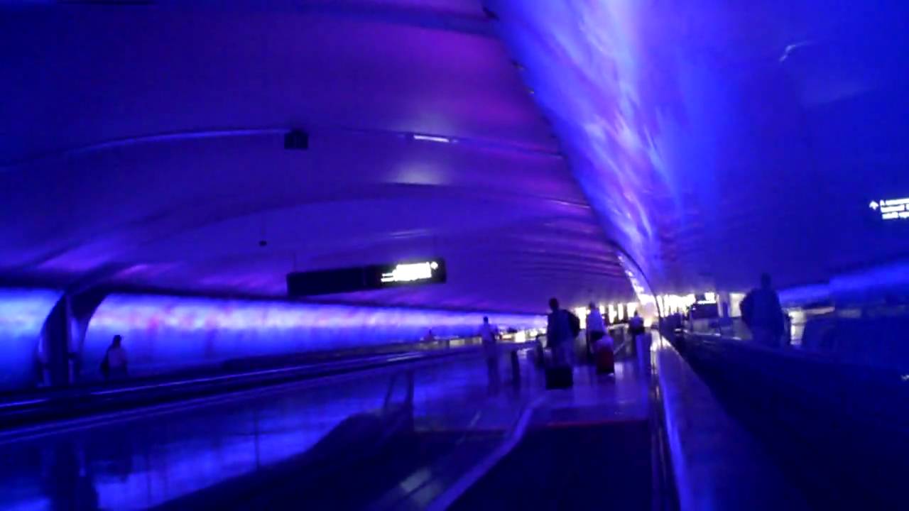 Tunnel in DTW Airport connecting A & B Gates, complete with lights and ...