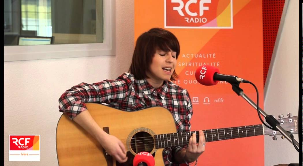 Day - Julie Bally - Live Isérez-Vous - YouTube