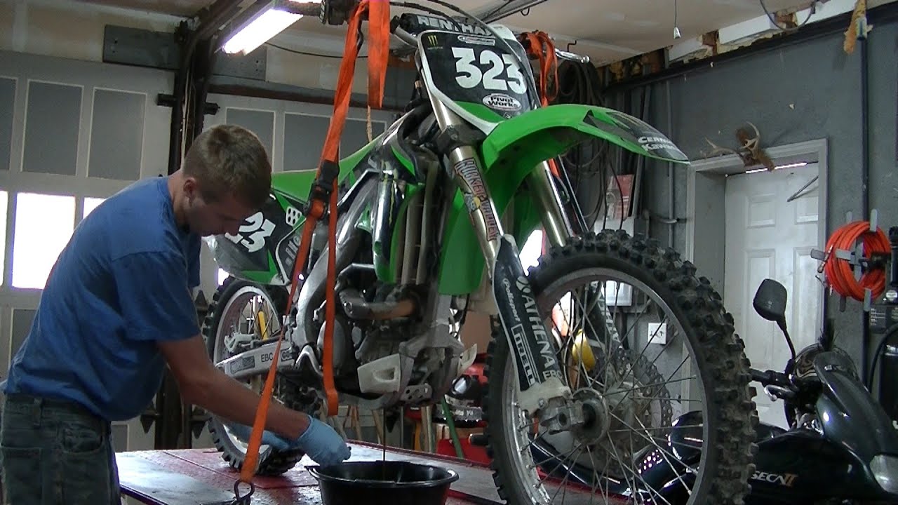 KX250F Cracked Case Tear Down - YouTube