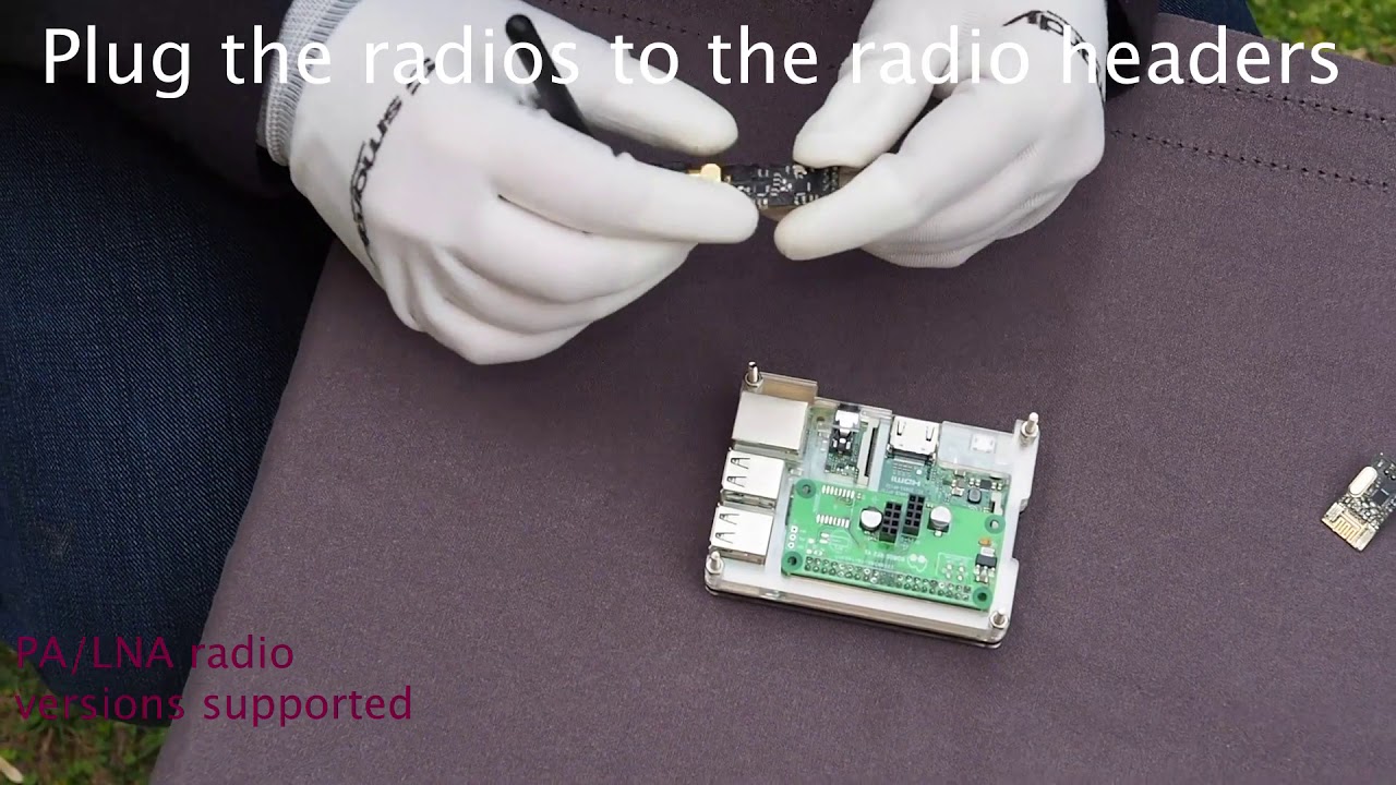 Boros RF2 - nRF24L01 for Rpi Plug & Go - YouTube