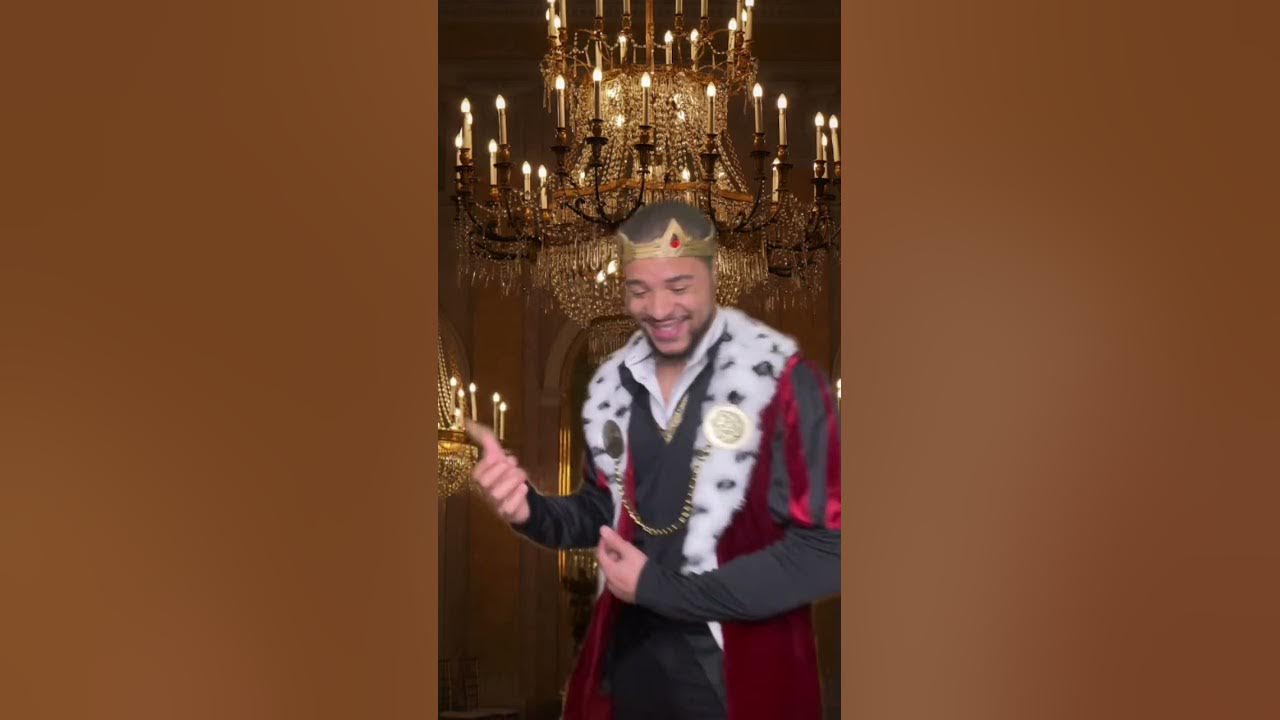 Smooth Papi puts Chivalry back in style 🤴😏 - YouTube