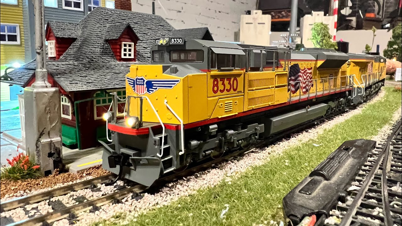 HO CNW Ravenstown Subdivision Final Layout Tour - YouTube