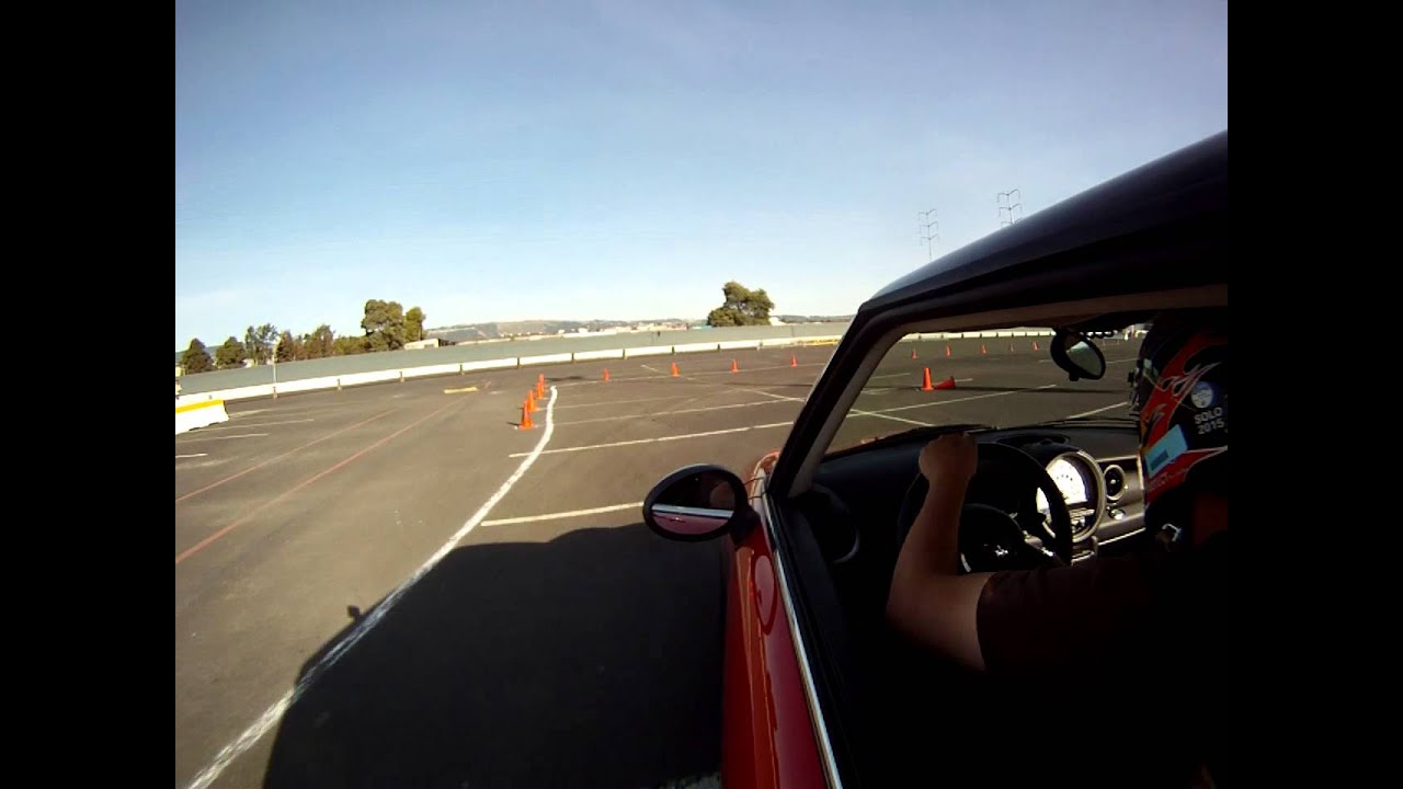 12-9-2012 scca stx mini 29.5 clean - YouTube