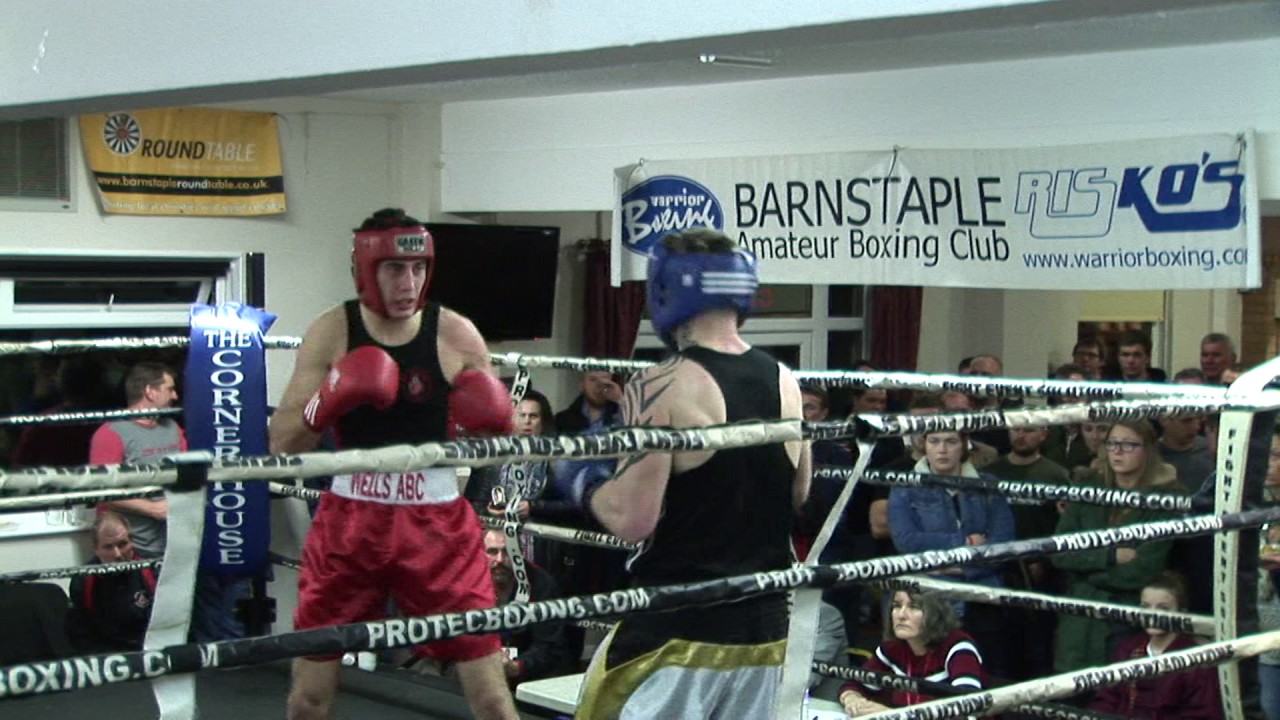 Callum Gadd vs James Livesey, Barnstaple Amateur Boxing Club Show, 25th ...