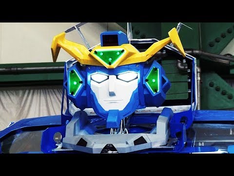 Meet real-life transformer! - YouTube