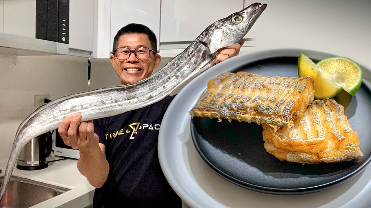 Cooking My Longest Fish | Pan Fried Hairtail - YouTube