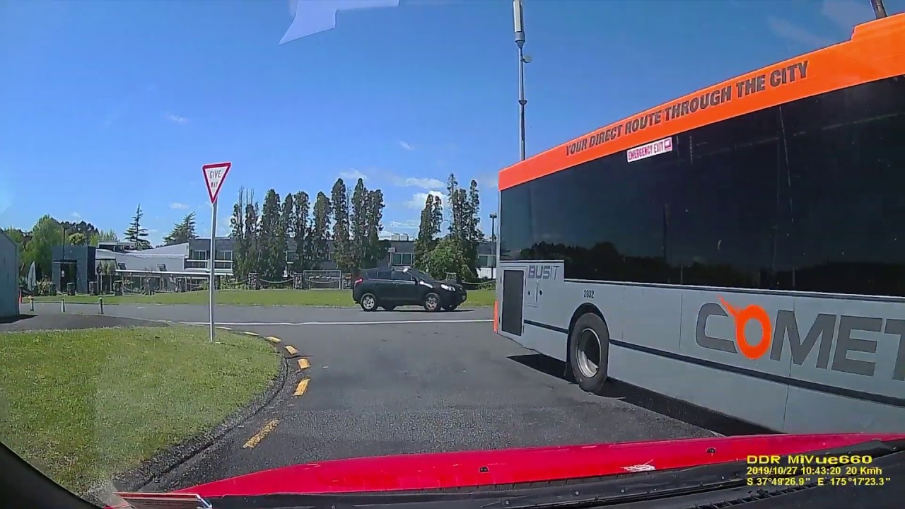 GoBus BusIT 2 Hamilton Comet Buses in 3 days - YouTube