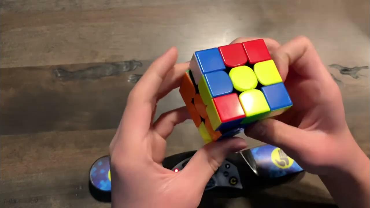 Solving a Gan cube - YouTube