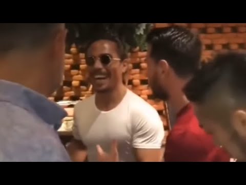 Messi nin  NUSRET in Yanına Fotoğraf Çektirmeye Gittiği Görüntüleri Ortaya Çıktı @LeoMessi @nusret