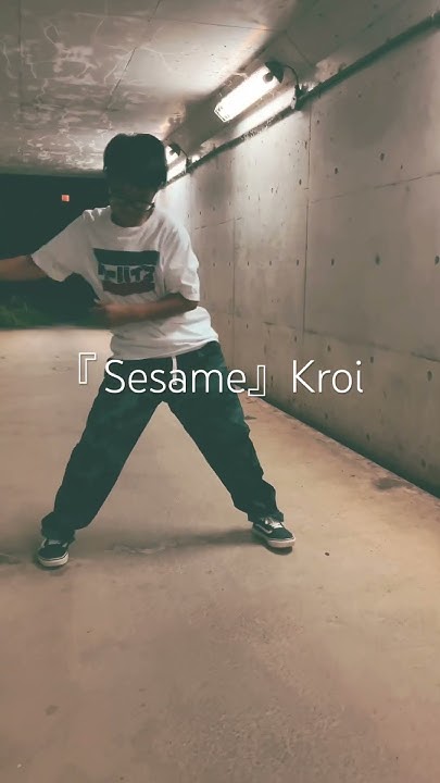 Sesame』Kroi - YouTube