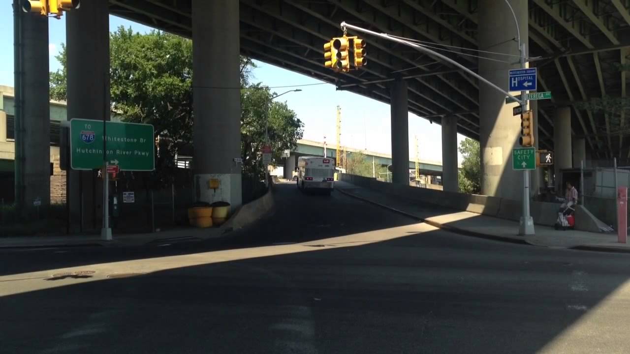 MTA Bus Company 2007 MCI D4500CL 3414 on Route BxM8 - YouTube