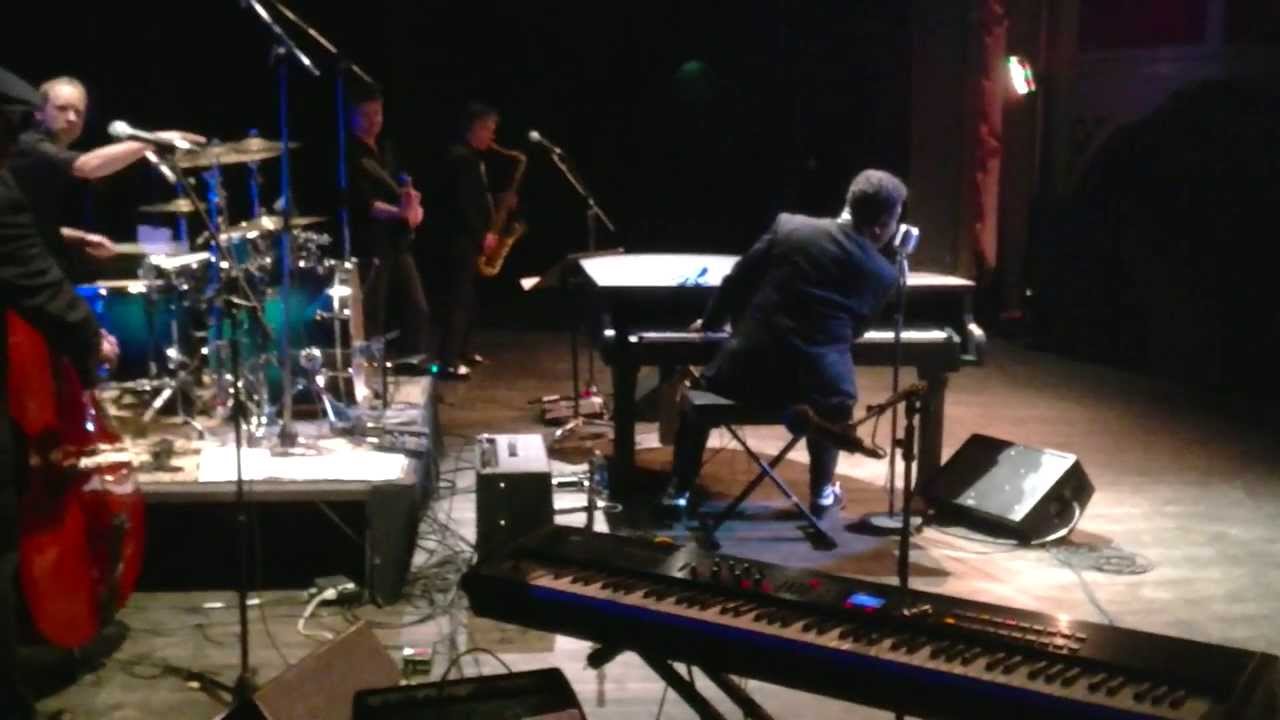 FATS DOMINO / HELLO JOSEPHINE LIVE - YouTube