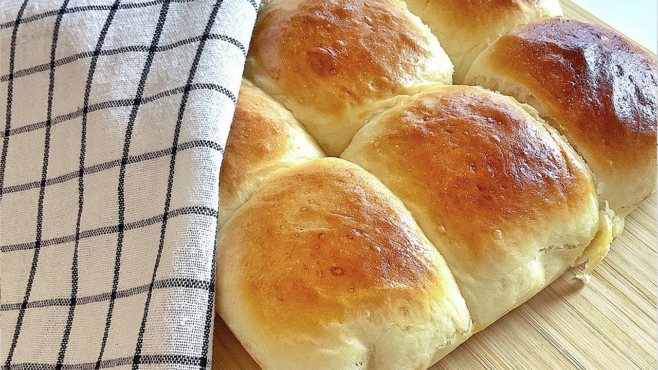 Soft and Fluffy Homemade Milk Bread Buns Recipe - YouTube