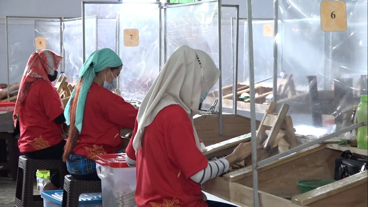 MONITORING DAN EVALUASI PABRIK ROKOK BINA KARYA TABACCO KAB.TULUNGAGUNG ...