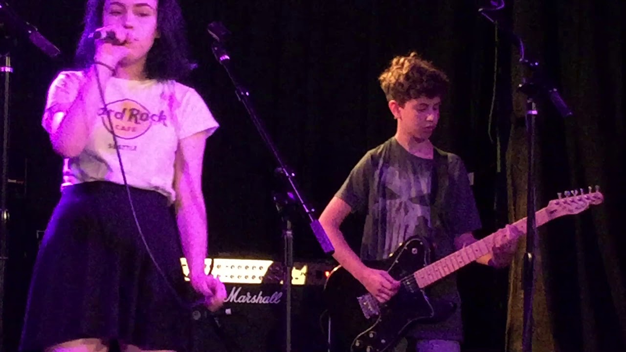 Jamie's Crying, Van Halen - YouTube