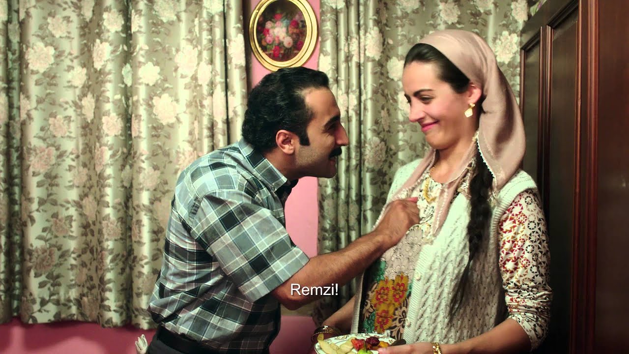 Pulling the Plug Trailer - English Subtitle - YouTube