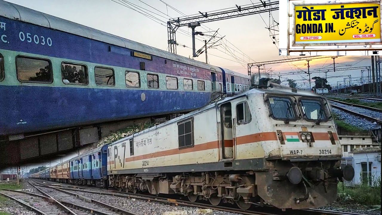 रक्सौल - दिल्ली 05273 Satyagraha Special Express Arrived Gonda Junction ...