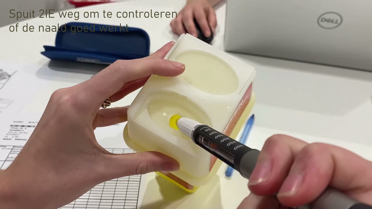 Insuline spuiten - YouTube