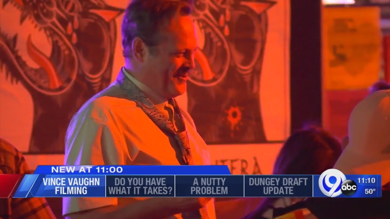 Vince Vaughn back in Syracuse for filming of 'The Binge' - YouTube