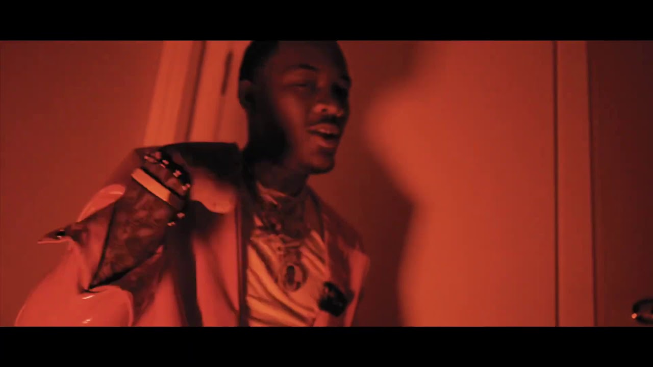 SimXSantana - Just got back (Music Video) shot by @tayyofficial - YouTube