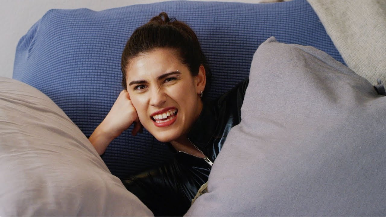 Human Wallet - Wallor Smart Wallet Commercial - YouTube