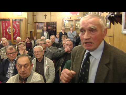 Magdalena Ogórek jak królowa Marysienka