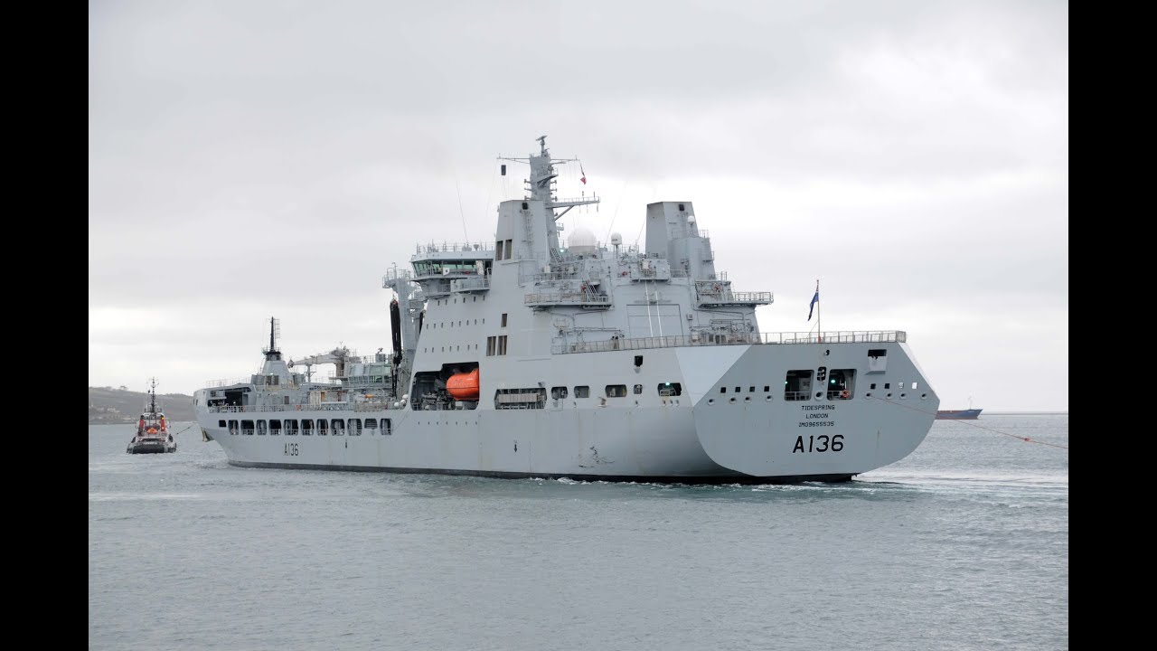 RFA TIDESPRING A136 LEAVES DEVONPORT AT RUSTY ANCHOR, PLYMOUTH HOE ...