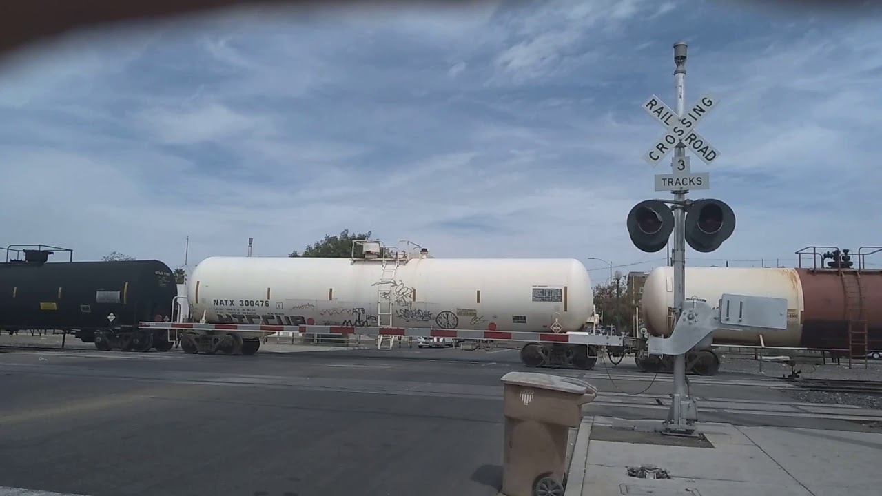 Baker Street Railroad Crossing #1 Bakersfield,CA 9/15/2019 - YouTube