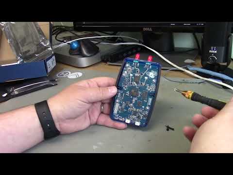 Analog Devices - Adalm Pluto - Unboxing and first looks - YouTube