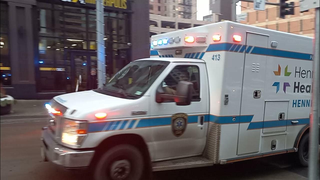 Hennepin County EMS (HCMC) Responding Code 3 First Video of 2022 Wed Jan 12th - YouTube