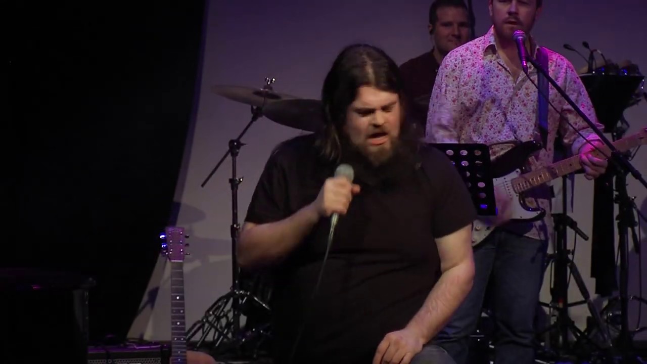 Theme Night #25 - Hollywood Swinging (Jamie Callaghan) - YouTube