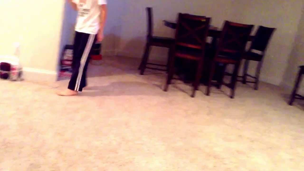 Handstand fail - YouTube