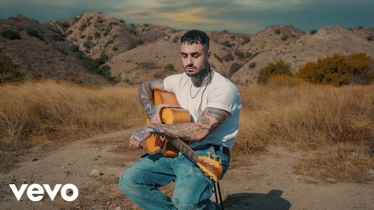 Ash Minor - Chasing Angels (Official Lyric Video) - YouTube