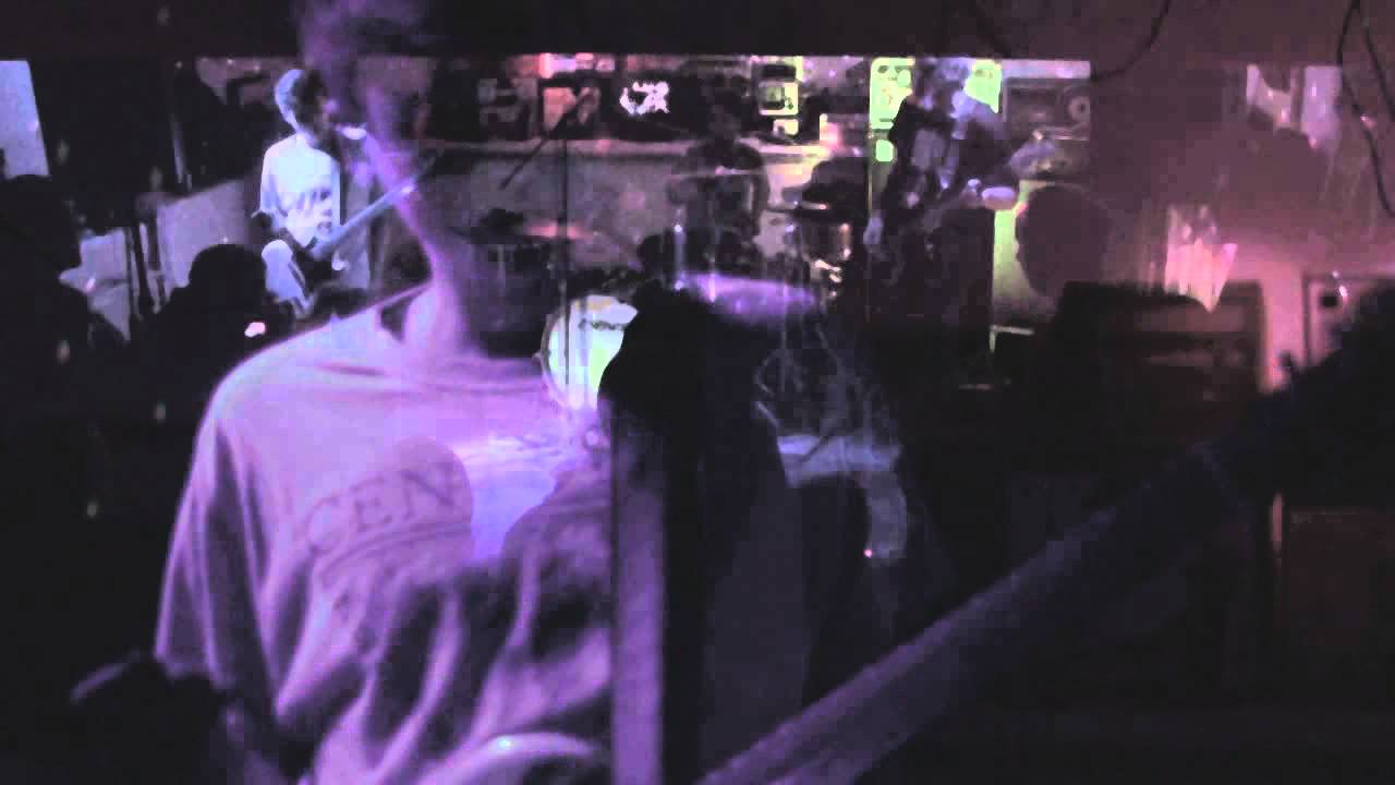 Hector Savage - Lazer (Live) - YouTube