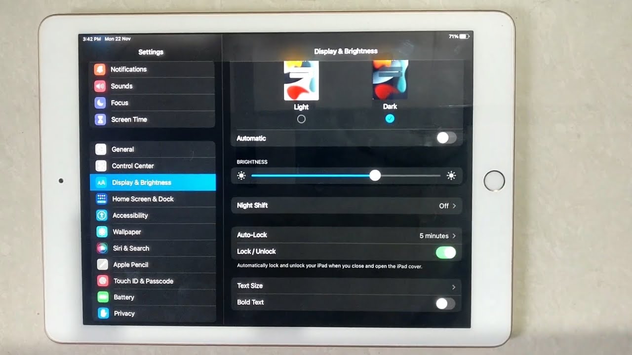 How To Turn On / Turn Off Automatically Lock Screen With iPad Cover ...