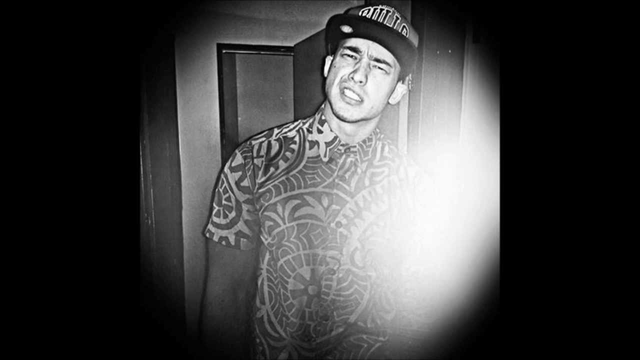 Pieter T - Rumours. - YouTube