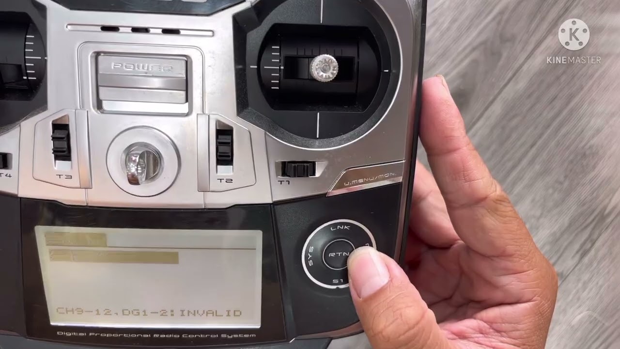 Bind rx frsky TFR6 với tx Futaba - YouTube