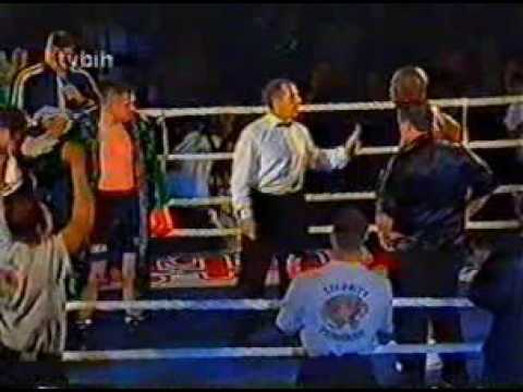 MEC ZA TITULU SVJETSKOG PRVAKA (UBF): Mensur Peljto (BiH) - Larry ...