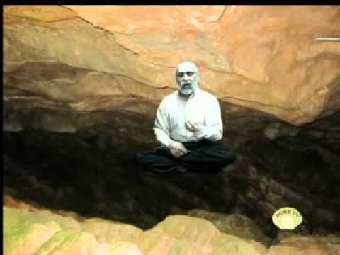 Dr Seyed Mostafa Azmayesh 1 شناختی جامعتر از خانوادهء آدمیزاد - YouTube