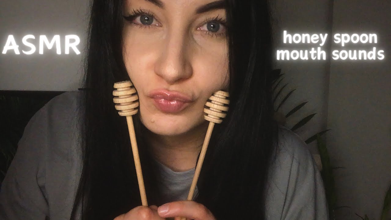 ASMR | MOUTH SOUNDS WITH HONEY SPOONS - YouTube