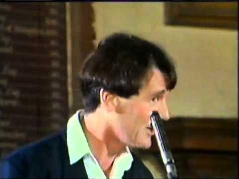 Cerimonia in omaggio a Graham Chapman dei Monty Python (sub ita) - YouTube
