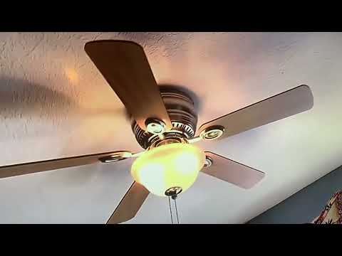 ceiling fans running all 3 speeds with light on and off at room 305 ...