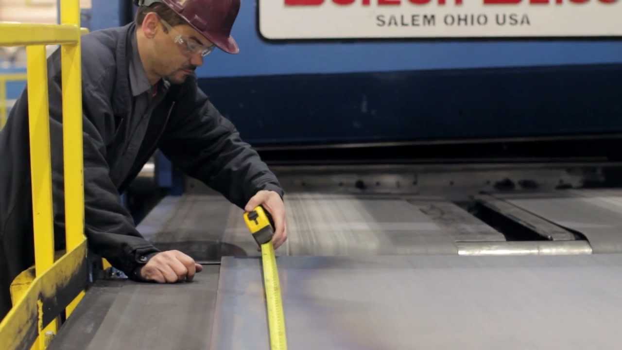 Feralloy Southern Stretcher-Leveler - YouTube