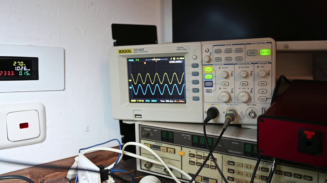 Technics SU 8600 schwingt - YouTube