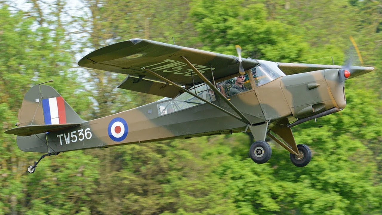 Auster AOP6 TW536 | Auster T7 WE569 | The Shuttleworth Military Pageant ...