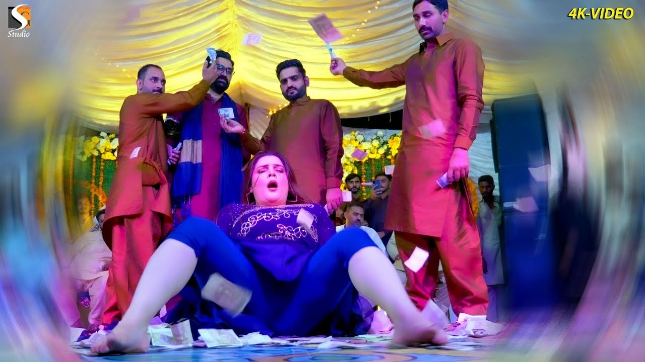 Pakistani Hot Mujra Song🥀🔥 | Mujra Dance | Punjabi Mujra | Stage Show ...